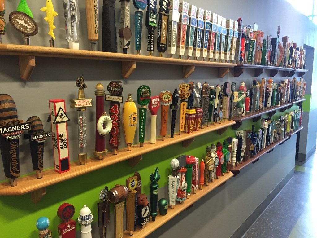 150 Tap Handles on Display – Display Shack