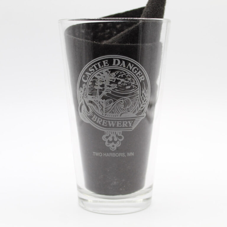 Quality displays for beverage enthusiasts. - Display Shack